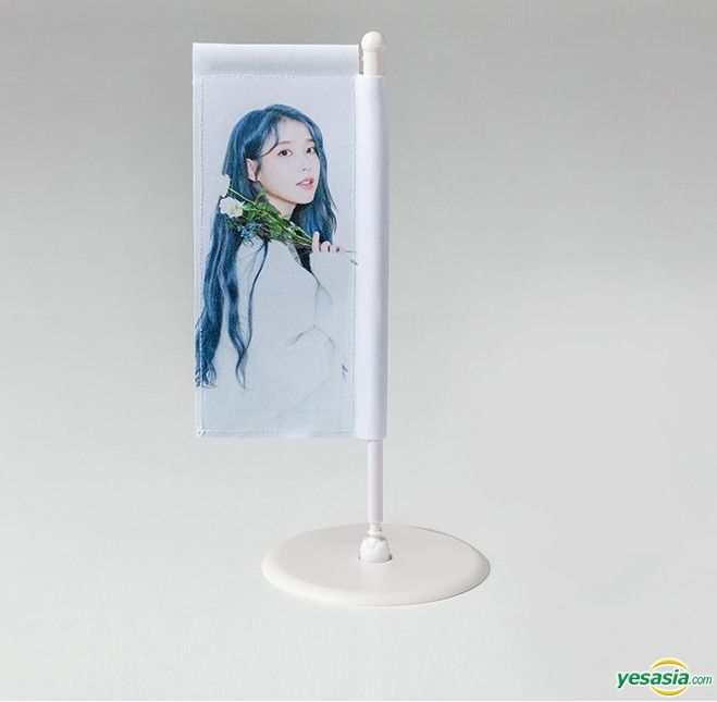 YESASIA : IU - [2019 Love, poem] MINI FLAG (Commonness Version) 海報/寫真集 ...