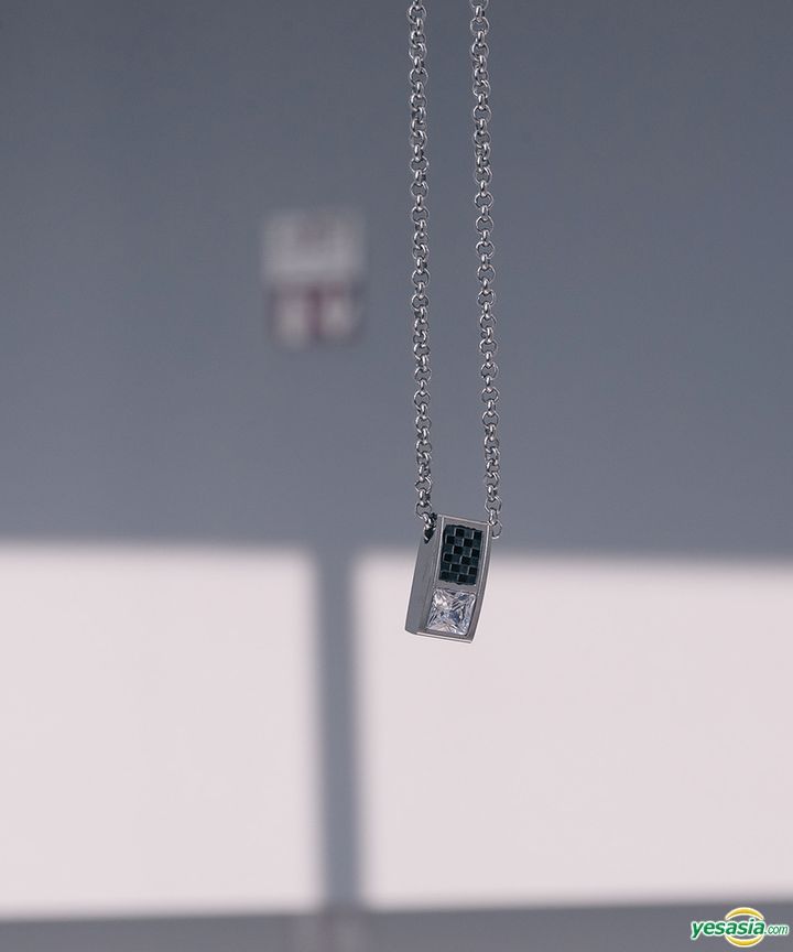 YESASIA: NCT : Yuta Style - Trail Necklace (Pink Gold) PHOTO/POSTER ...