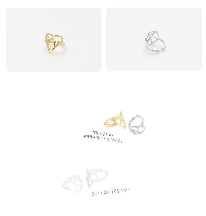 YESASIA: EXO Style - Unique Line Ring (Round / White) PHOTO/POSTER ...