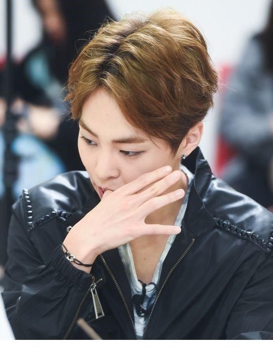 YESASIA: Image Gallery - EXO Style - Hard Two Ring Bracelet (Silver Black)