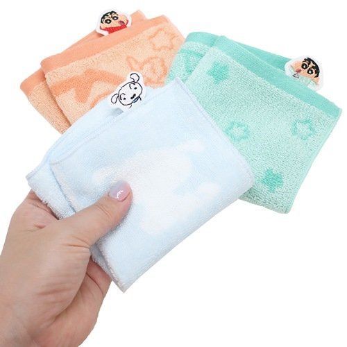 YESASIA: Image Gallery - Crayon Shin-Chan Hand Towel (Green)
