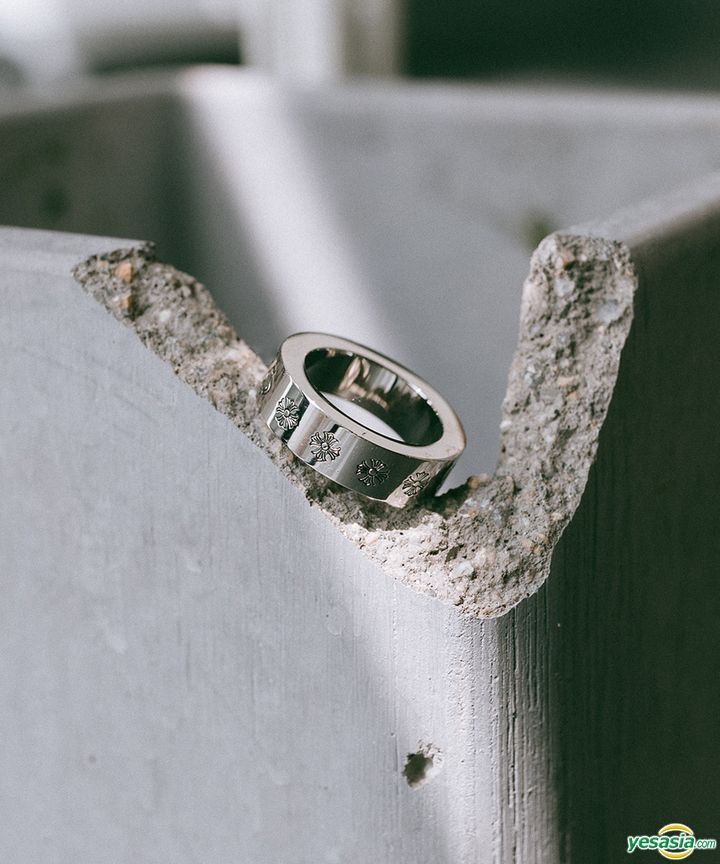 YESASIA: Stray Kids : Felix Style - Chroma Ring (No. 25-26) GIFTS,MALE ...