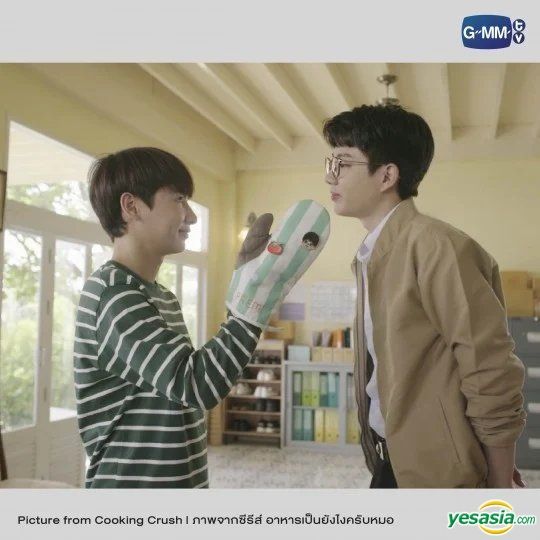 YESASIA: Cooking Crush - Oven Glove PHOTO/POSTER,Celebrity Gifts - Off ...