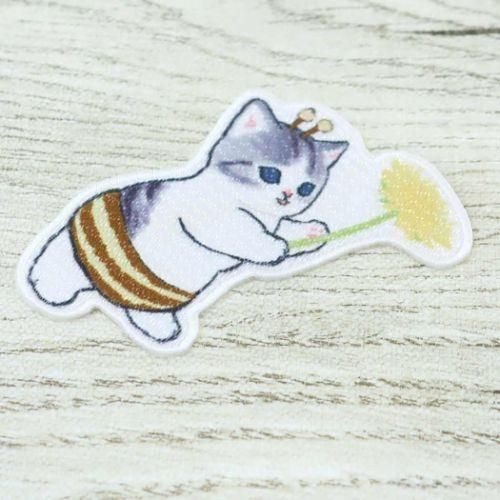 YESASIA: mofusand Embroidered Patch Seal (Bee & Dandelion) - HASAGO ...