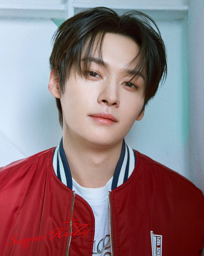 YESASIA : DICON VOLUME N°21 STRAY KIDS : SUMMER KRAZY [A-TYPE] 02 SKZ ...