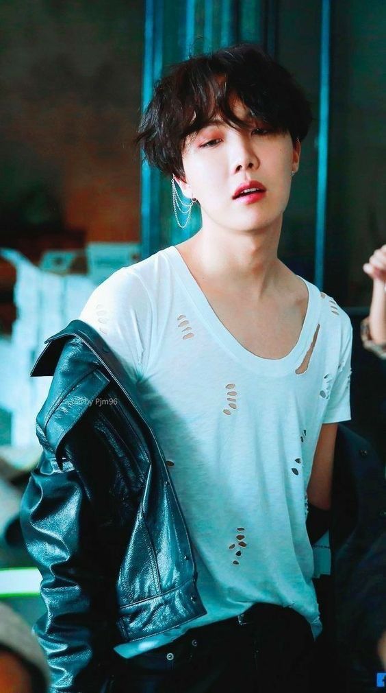 YESASIA: Image Gallery - BTS : j-hope Style - Uthus Single Ring Ear ...