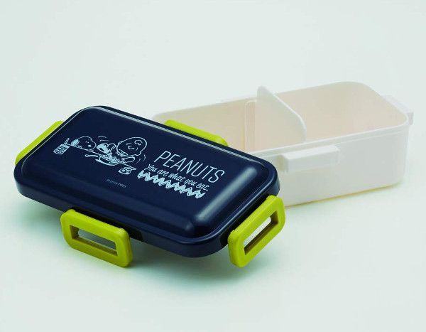 YESASIA: SNOOPY Lunch Box 530ml - Skater - Lifestyle & Gifts - Free Shipping